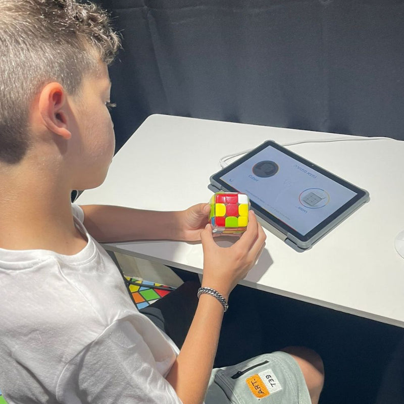 Smart Rubik's Cube: 3x3 GoCube Edge Full Pack | Particula