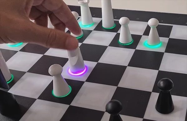 GoChess: World's Smartest Robotic Chess Board | Particula